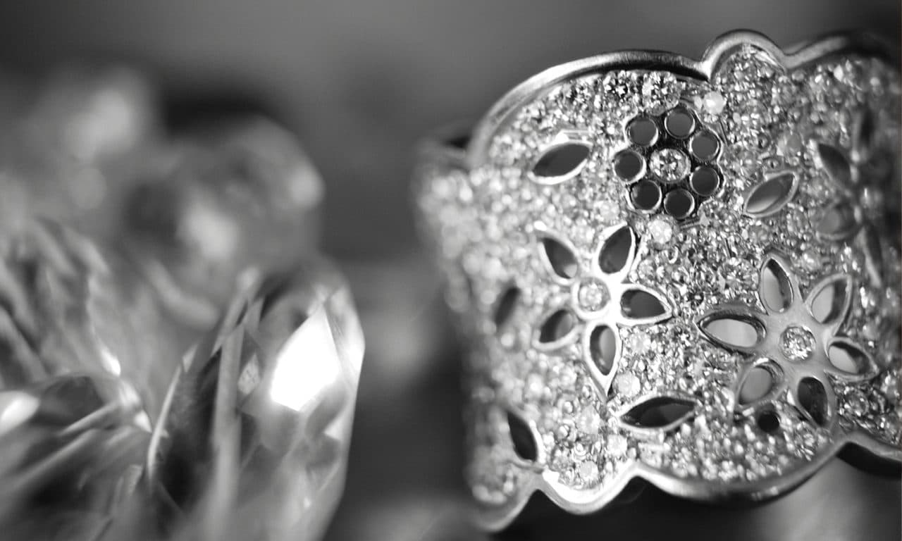 Wedding rings for her | The Lace Collection | Ole Lynggaard